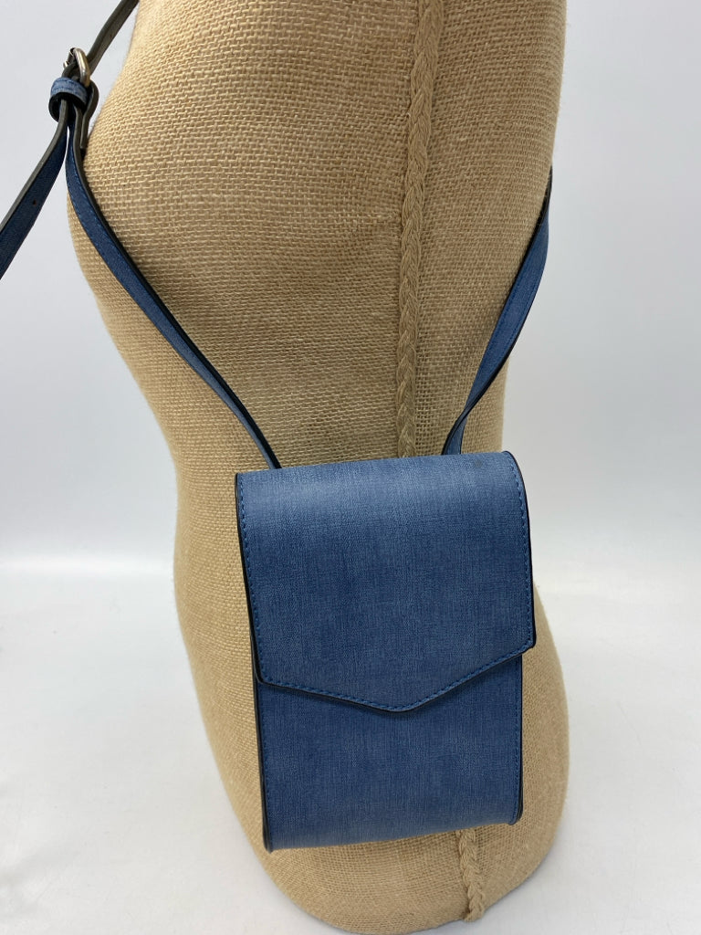 Simply Noelle Blue Crossbody – etc. Consignment Shoppe Winston Salem